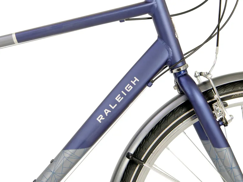 Raleigh Pioneer Tour Silver Versatile Crossbar Hybrid Bike